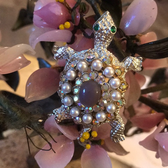 Vintage | Jewelry | Vintage Pearl Ab Rhinestone Turtle Gem Brooch ...